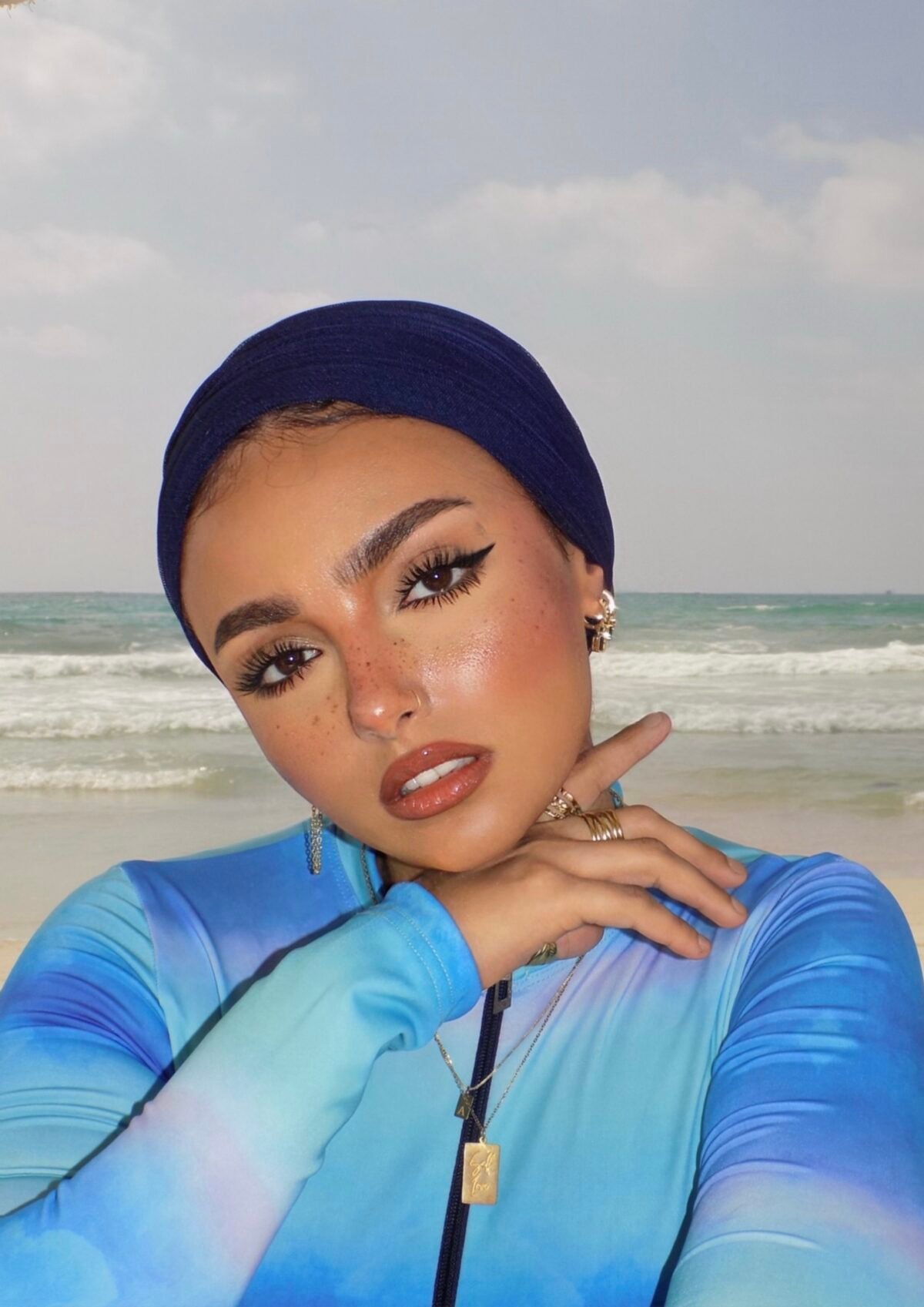 Swimming Hijab Navy – MOHRAA